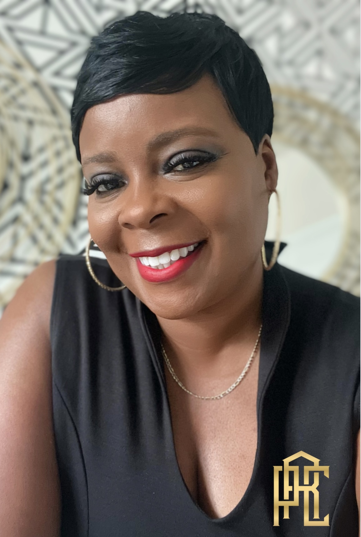 Queen city keys – Pugh Real Estate & Co